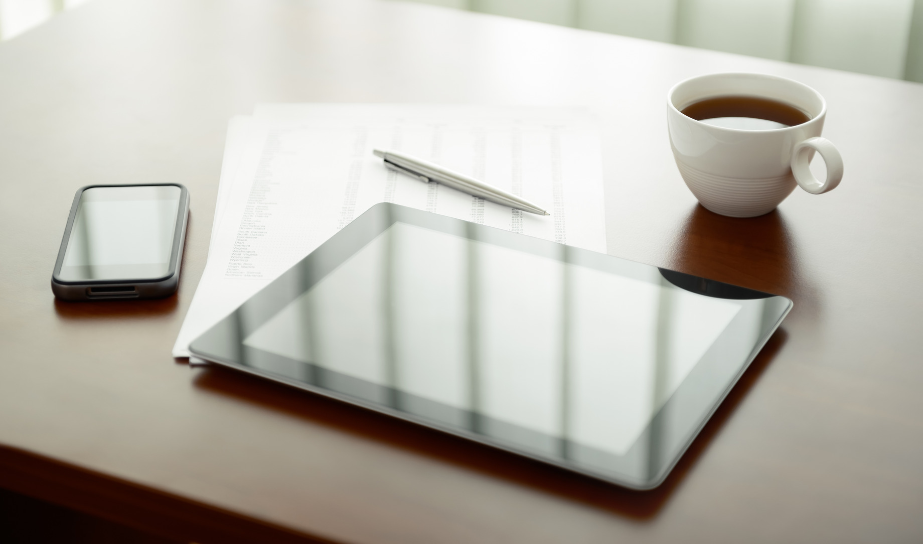 Modern Workplace With Tablet – Poweredge Solutions